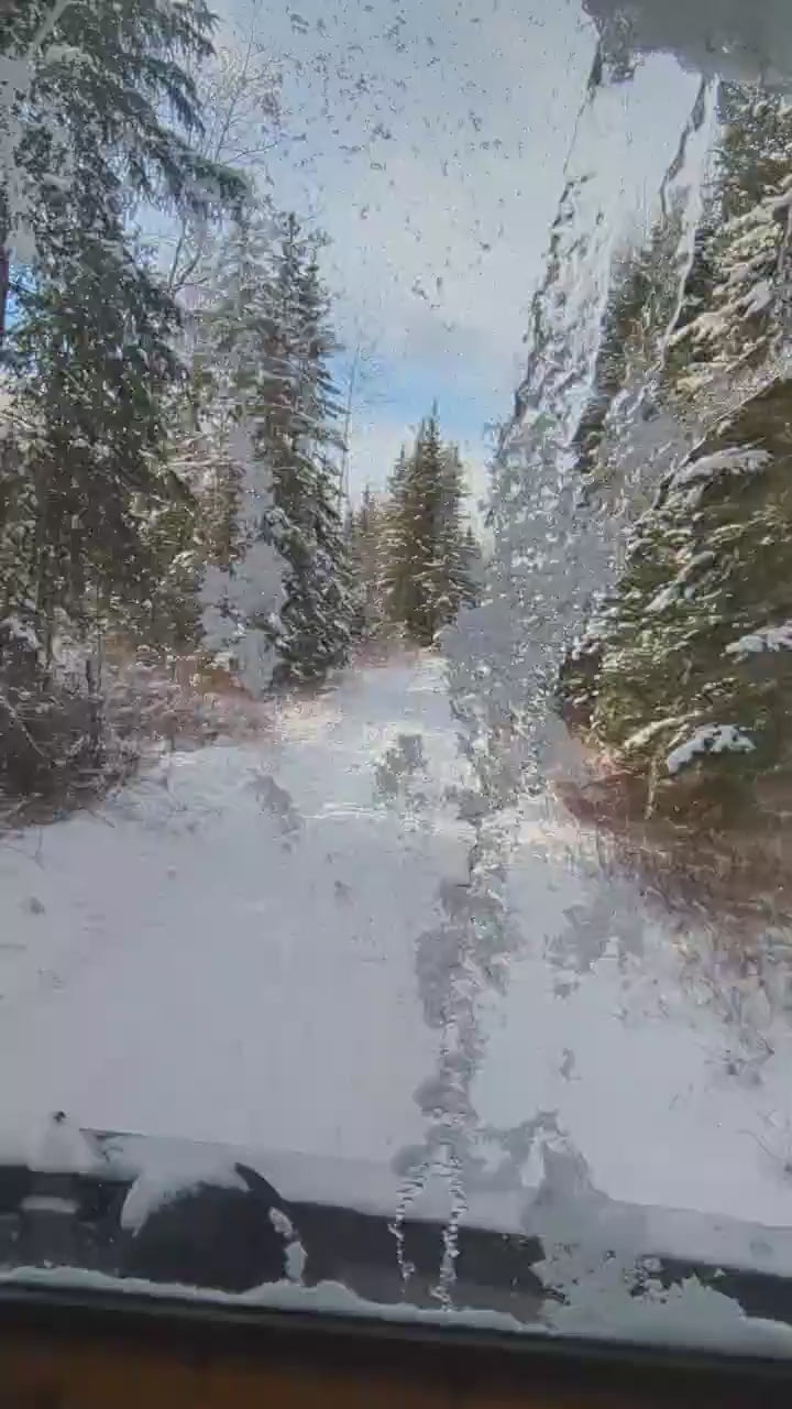 (SOLD) Bombardier Ski dozer SV 252 G (consignment sale) – Pocket Snow Cats